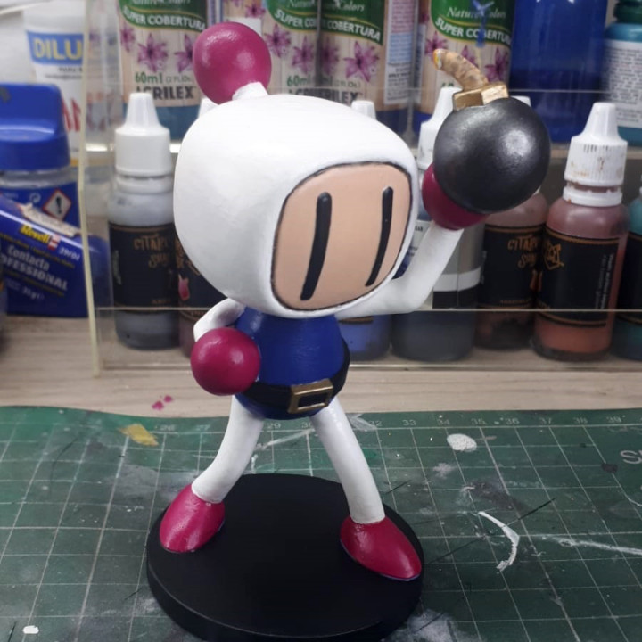 3D Printable Bomberman figure by Leticia Tomazini