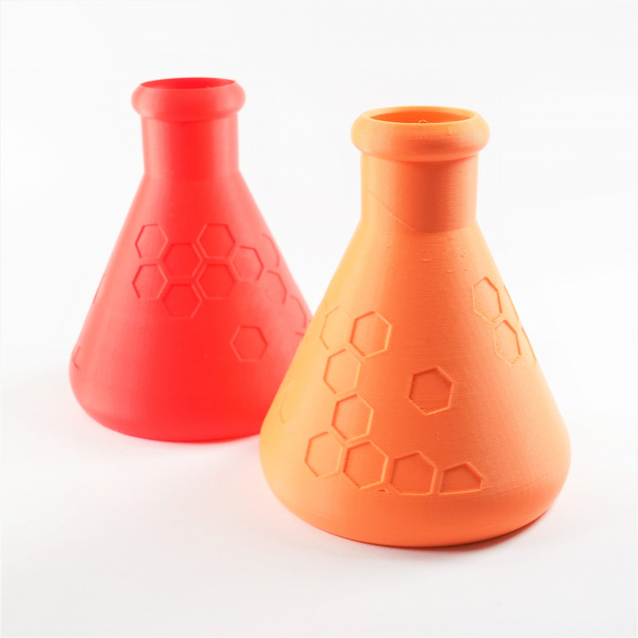 3D Printable Conical Flask - both vase and regular versions by Clockspring