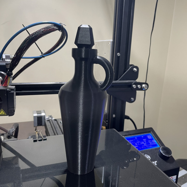 3D Printable Skooma Bottle by Gracewindale Mini Scenery