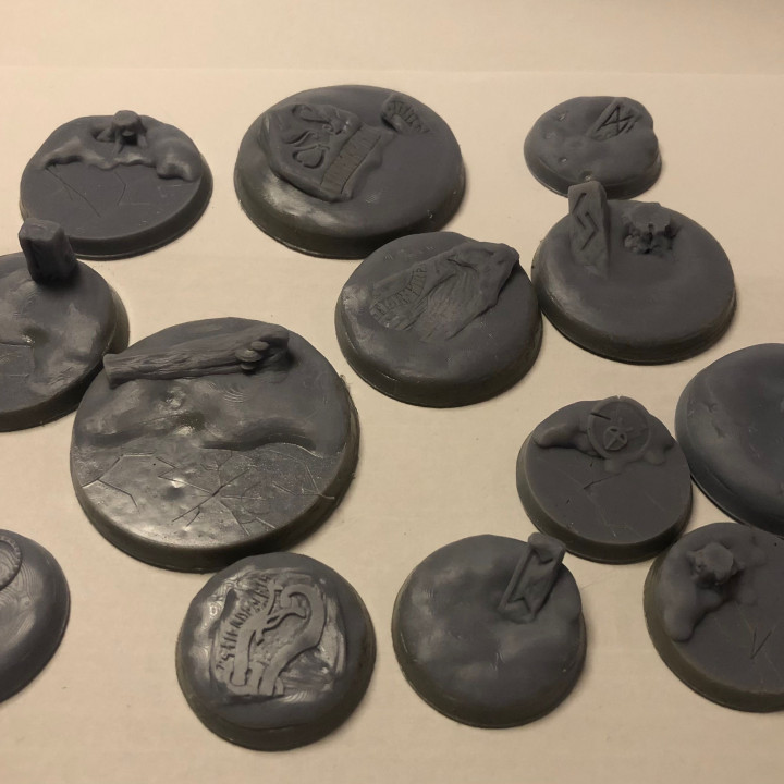 3D Printable 15 round Norse snow bases by Feed My 3dPrinter