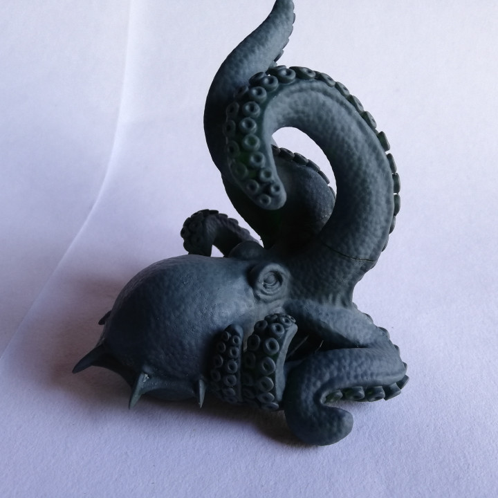 3D Printable Kraken Miniature (32mm) by Juhász Gergely
