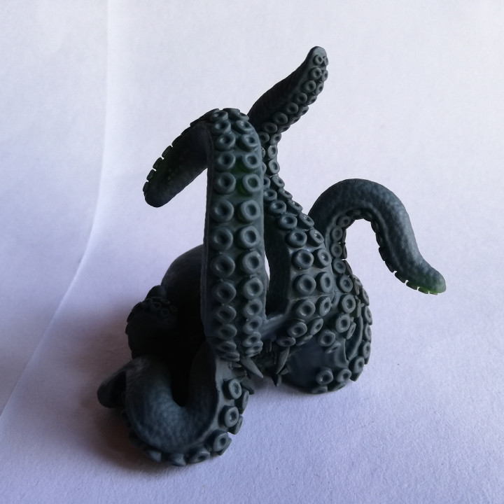 3D Printable Kraken Miniature (32mm) by Juhász Gergely