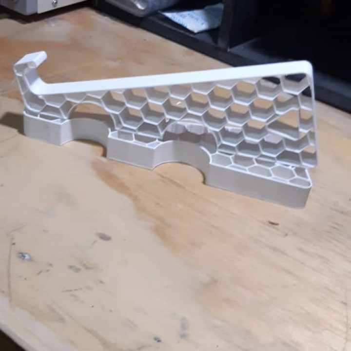 3D Printable Laptop Stand by Jaime O.