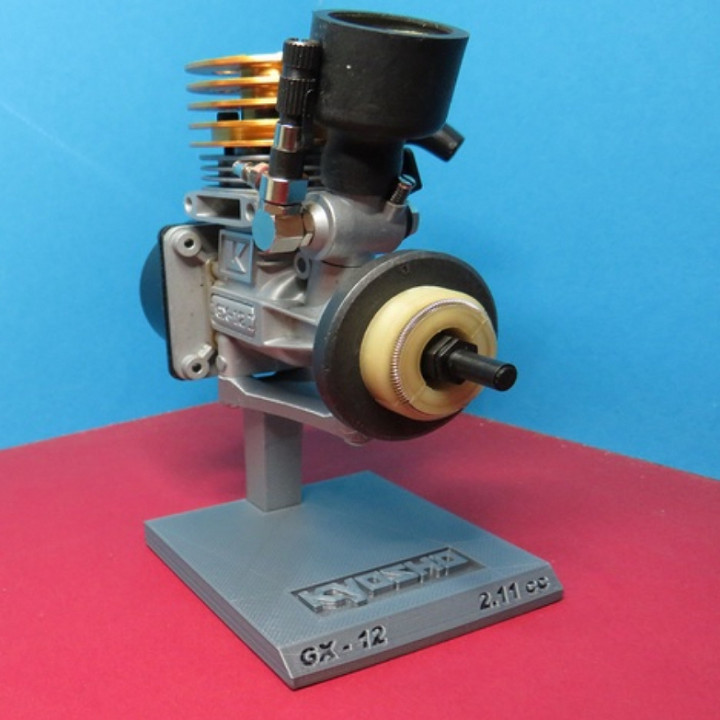 3D Printable Model Engine Display Stand by Charl