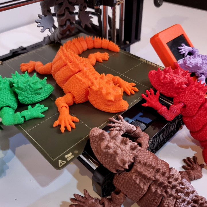 3D Printable Articulated Lizard by iradj3d