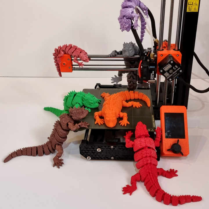 3D Printable Articulated Lizard by iradj3d