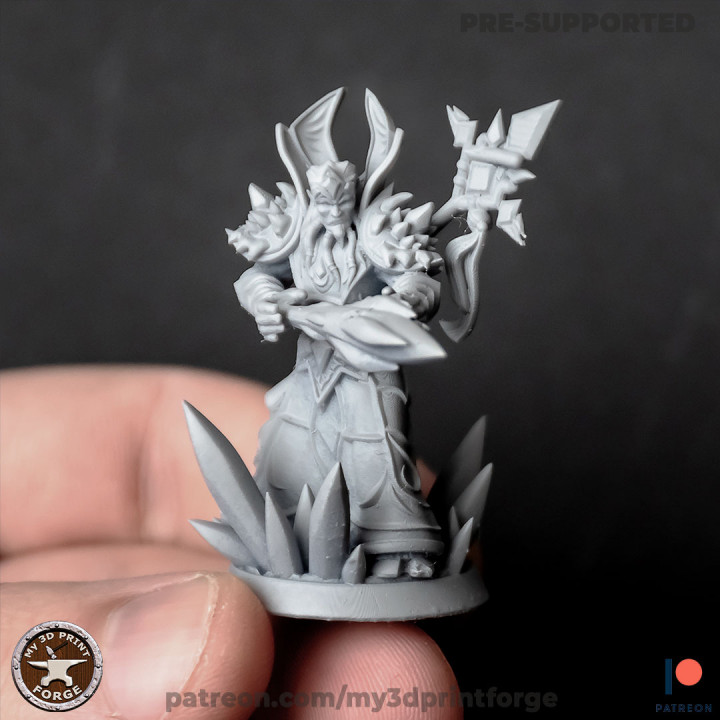3D Printable Draenei Mage casting Frost Bolt by My3DPrintForge