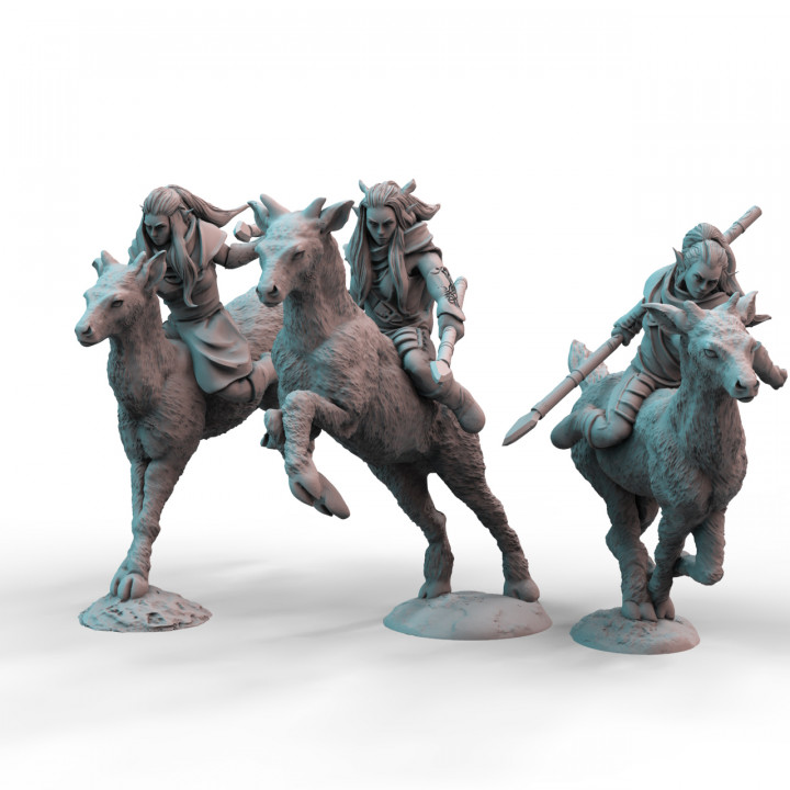 3D Printable Wood Elf Deer Riders (F) (pre-supported) by Blue Giant Studios