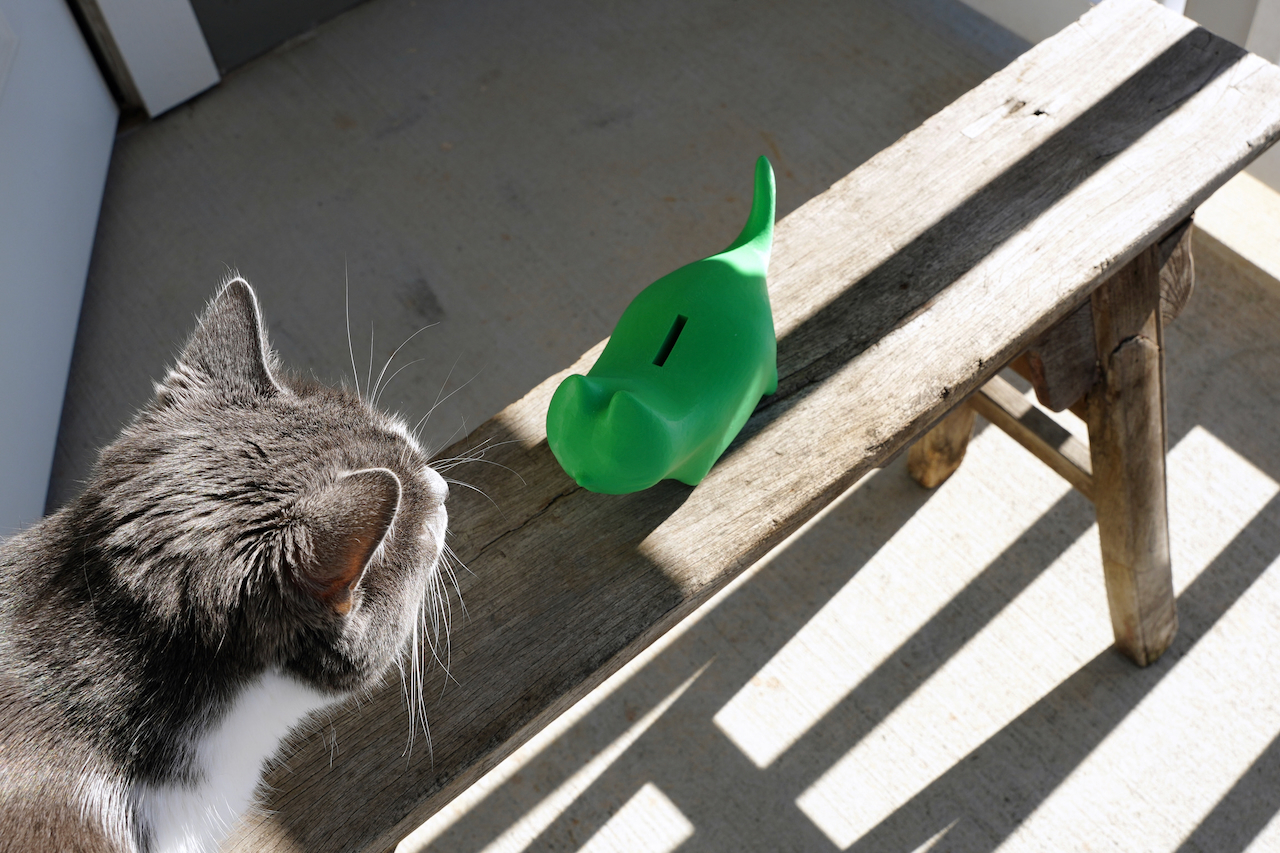 3D Printable Cat piggy bank by Philippe Barreaud