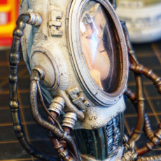 3D Printable Hibernation pod by Claydemon Miniatures