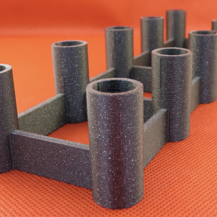 3D Printable Miniature holder for 8 miniatures by Raven Miniatures