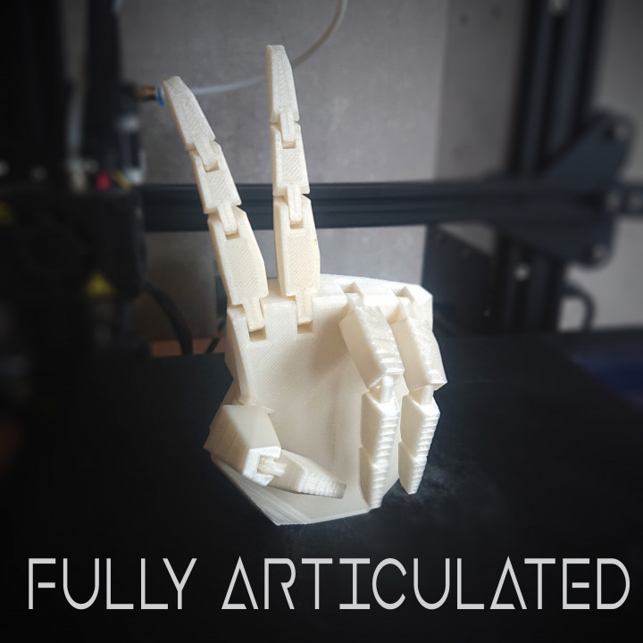 3D Printable Print In Place, Articulated Hand by Beanjuice