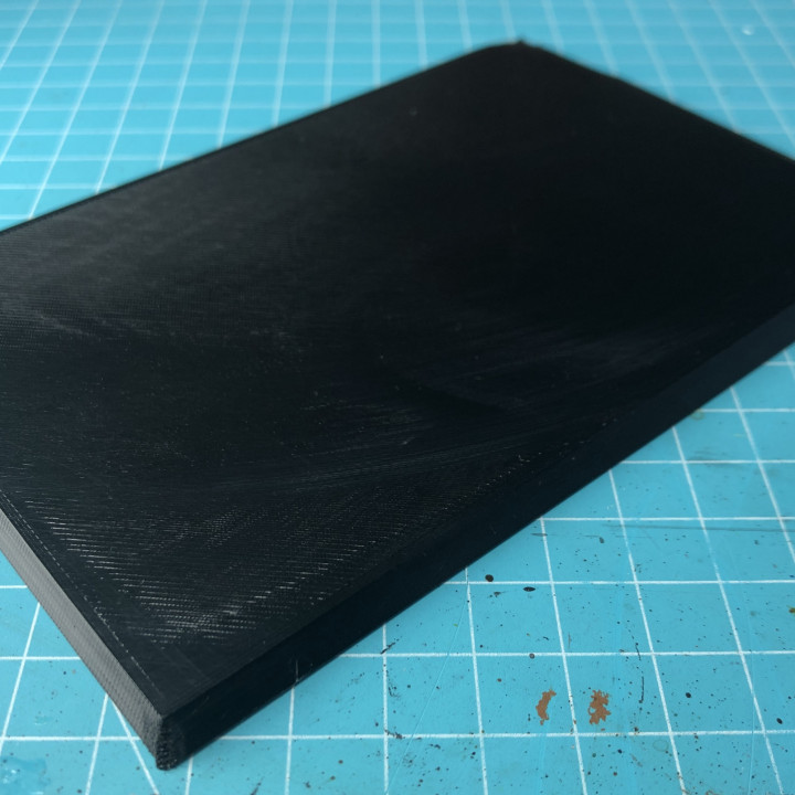 3D Printable 150x100mm rectangular base (Magnetic) by Raven Miniatures