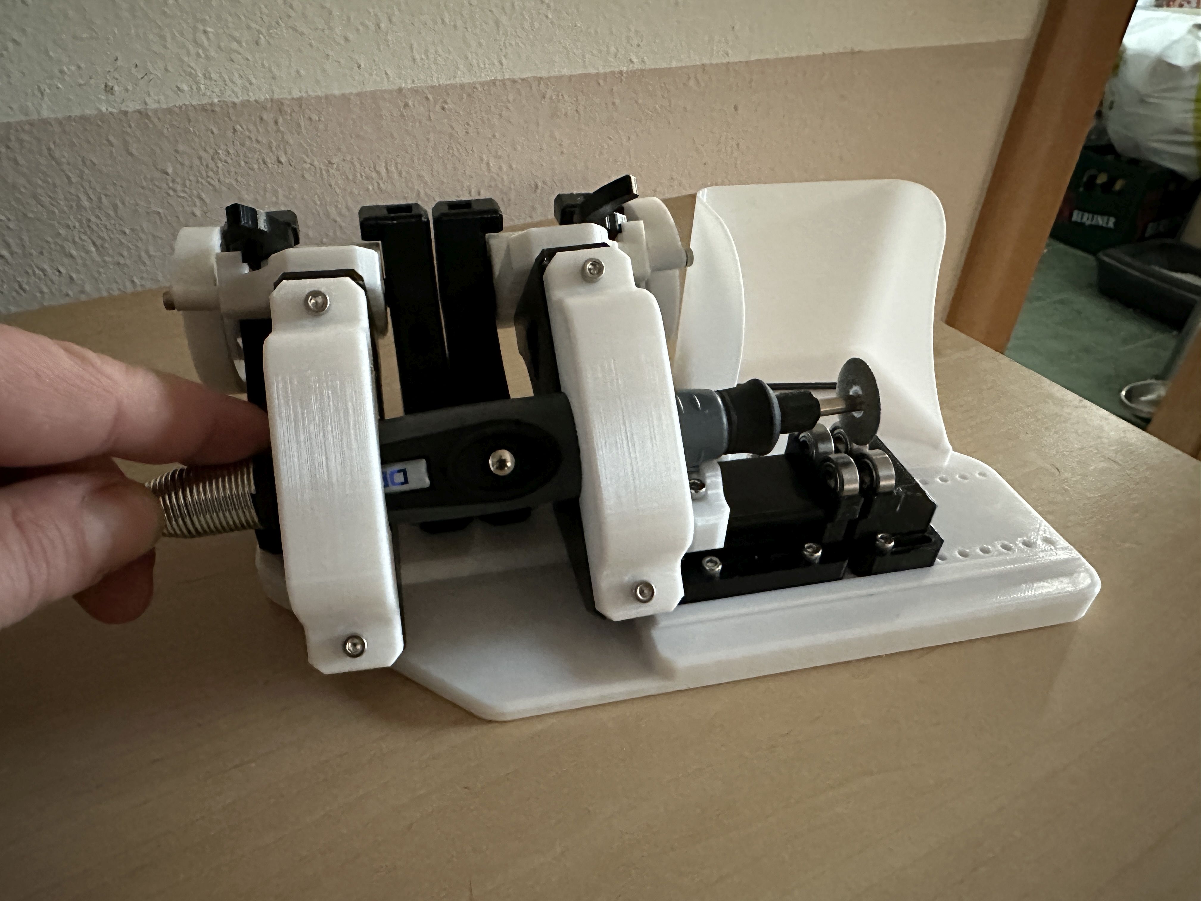 3D Printable Dremel Mitre Saw Fixture by Dan