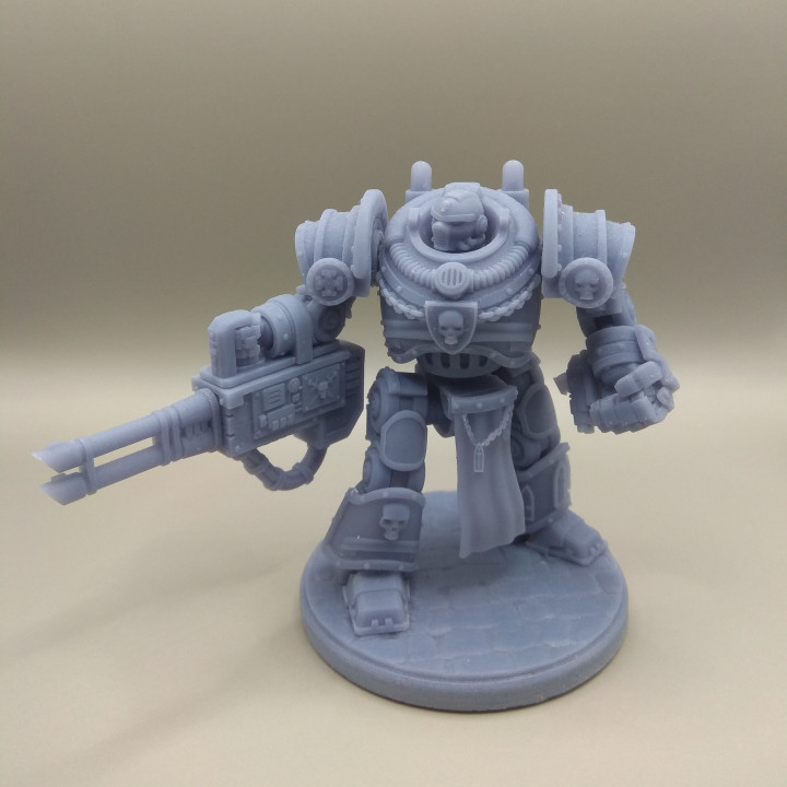 3D Printable Eternus Assault Armor by Arma Mechanatus