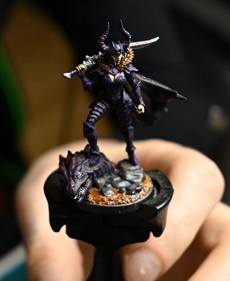 3D Printable Dragon Slayer - 32mm scale by Labyrinth Models