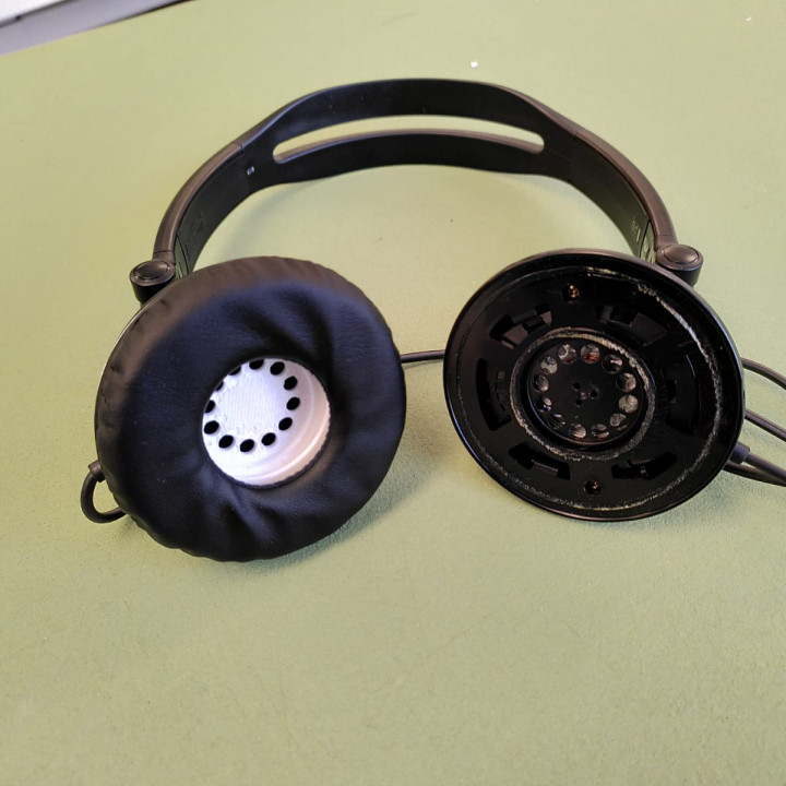 3D Printable Sony headphones speaker plate by SHAREPAIR
