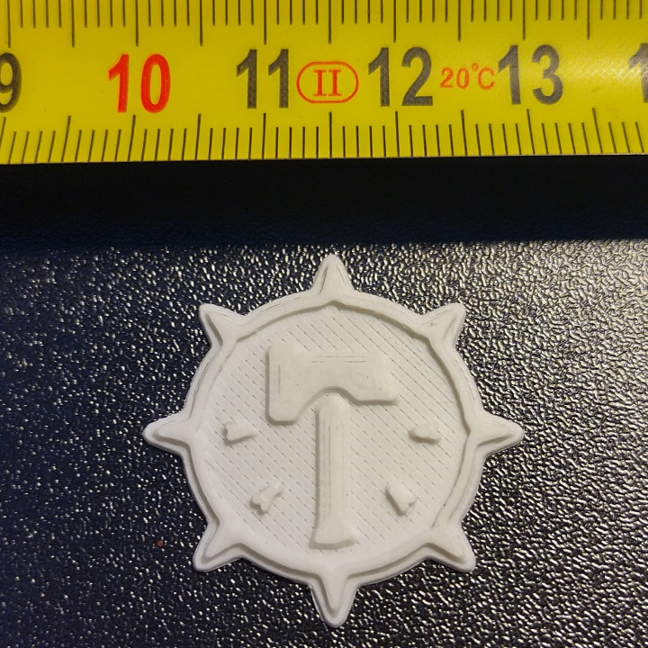 3D Printable Hammer Token by Simon Back