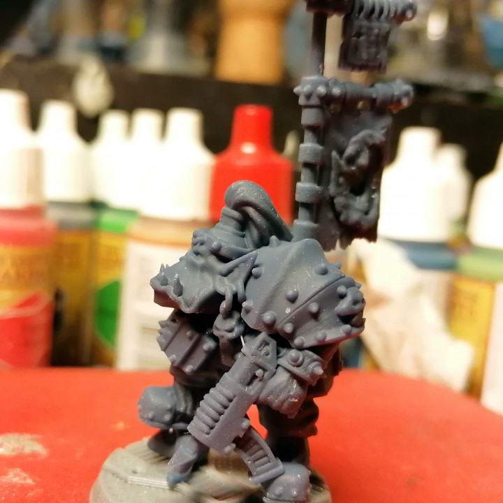 3D Printable SciFi Orc Warboss by Trollet Miniatures