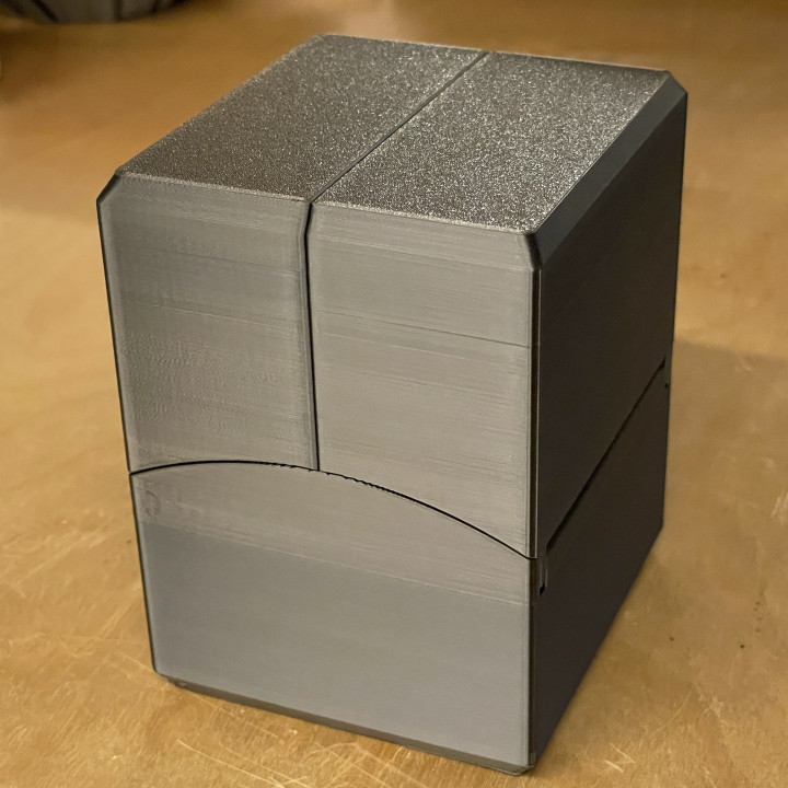 3D Printable 100 Card Geared Deck Box with Magnetic Latch (No Texture ...