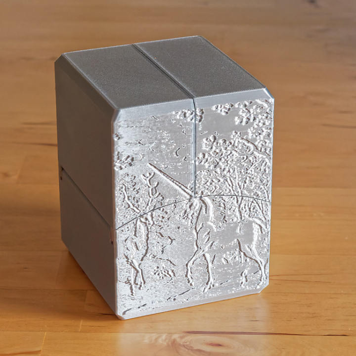 3D Printable White 100 Card (Commander) Geared Deck Box with Magnetic ...