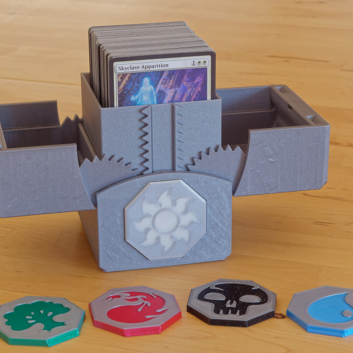 3D Printable Customisable Magnets for Deck Boxes by Martin