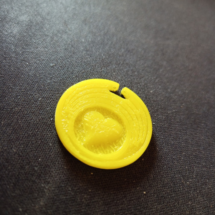 3D Printable 2 Euro trolley token by Angelo Ruffini