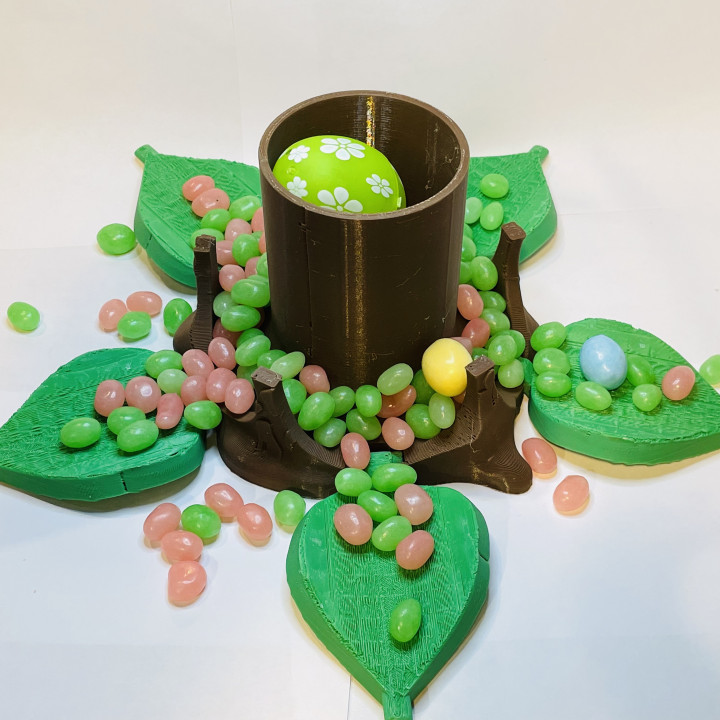 3D Printable SURPRISE GIFT BOX by Josh