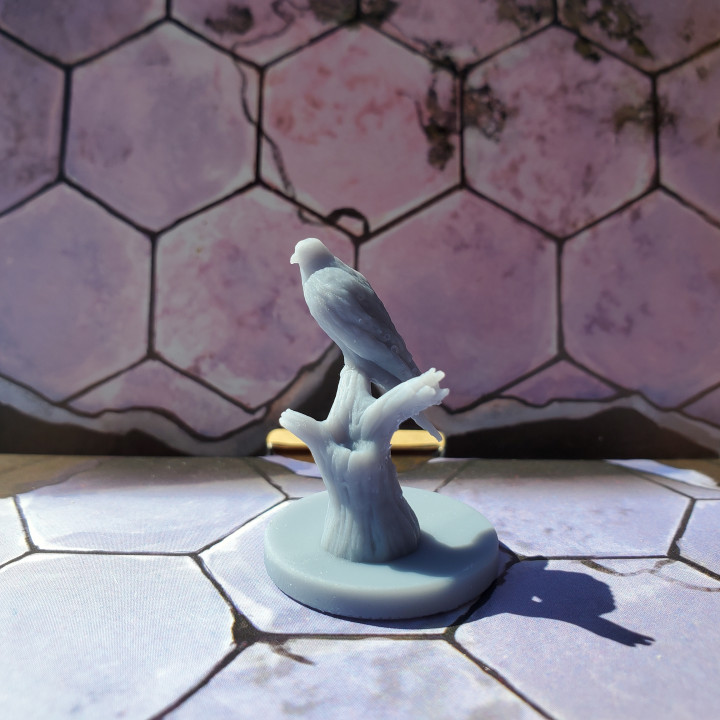 3D Printable Red Falcon - Pre Supported by Tom's Twisted Tavern