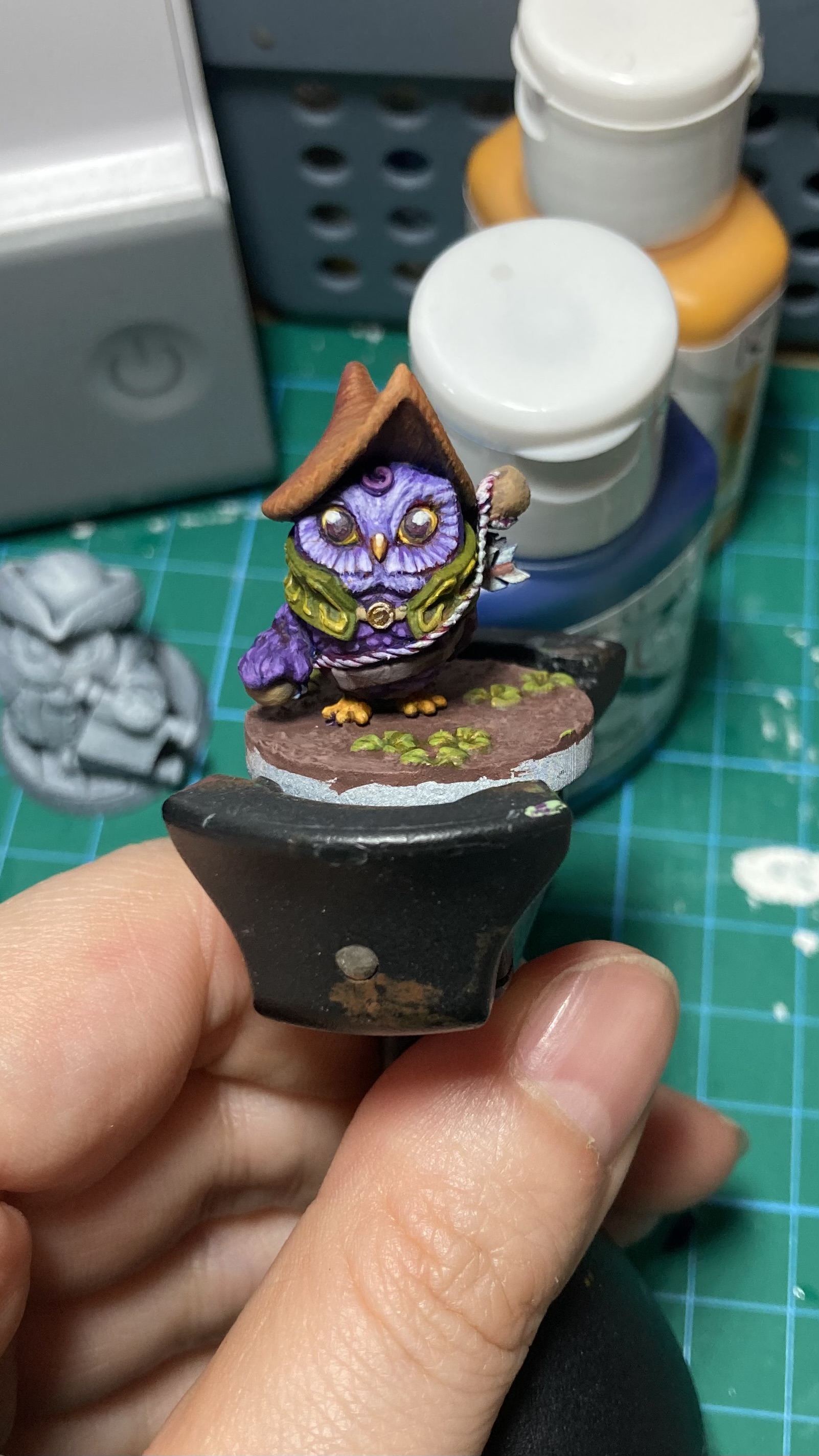 3D Printable Owlkin Ranger Miniature - Pre-Supported by Epics N Stuffs