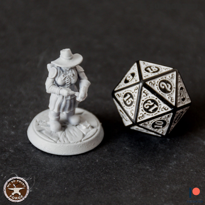 3D Printable Dwarf Female Archaeologist with Artifact by My3DPrintForge
