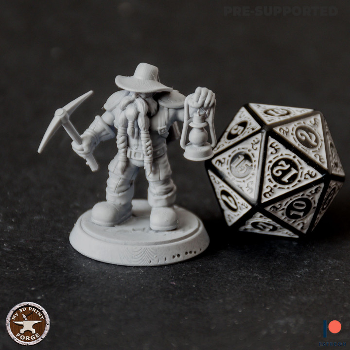 3D Printable Dwarf Archaeologist with Lantern by My3DPrintForge