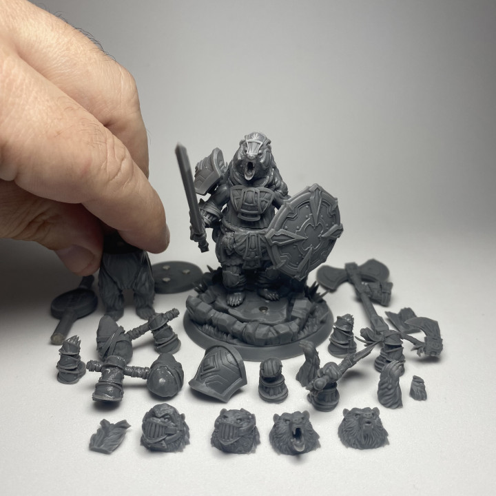 3D Printable Swapmini 33 - Orsin Stonepaw - bear ursine warrior by ...