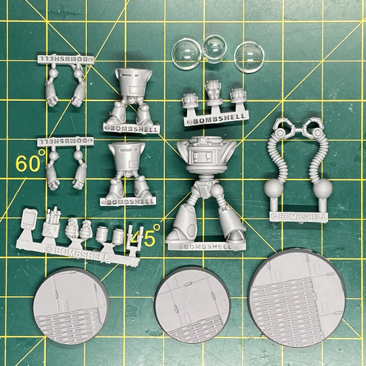 3D Printable Dr. Zardov & the Robot Menace by Bombshell Miniatures