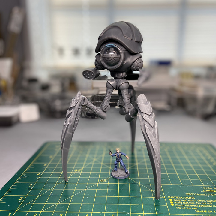 3D Printable Edo Strider by Bombshell Miniatures