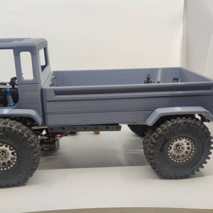3D Printable ahead RC 1/10 Crawler FC body by Ian Jim