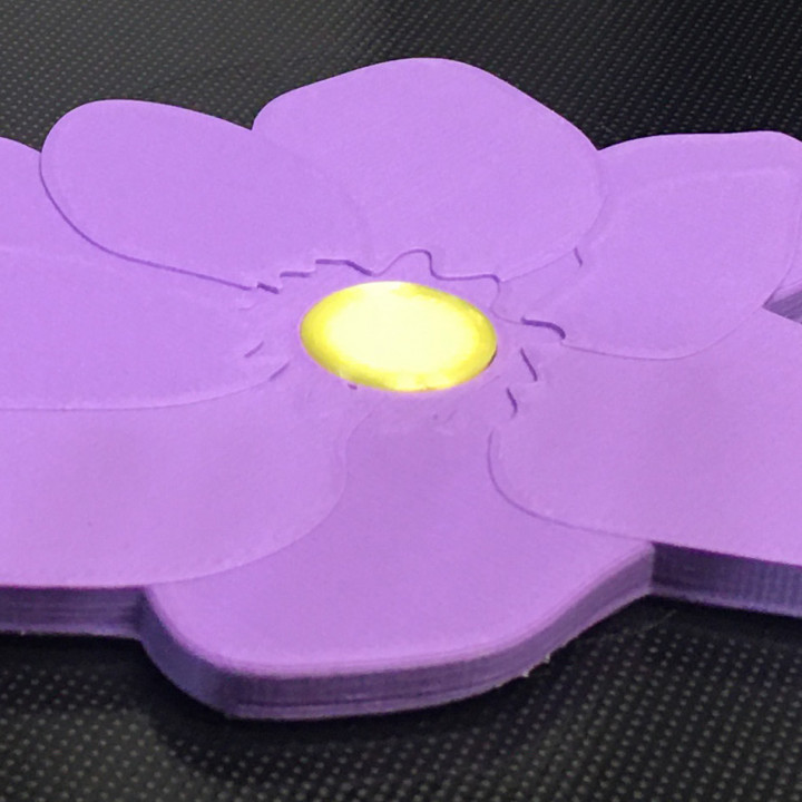 3D Printable Flower Coaster by Brian Grossmiller