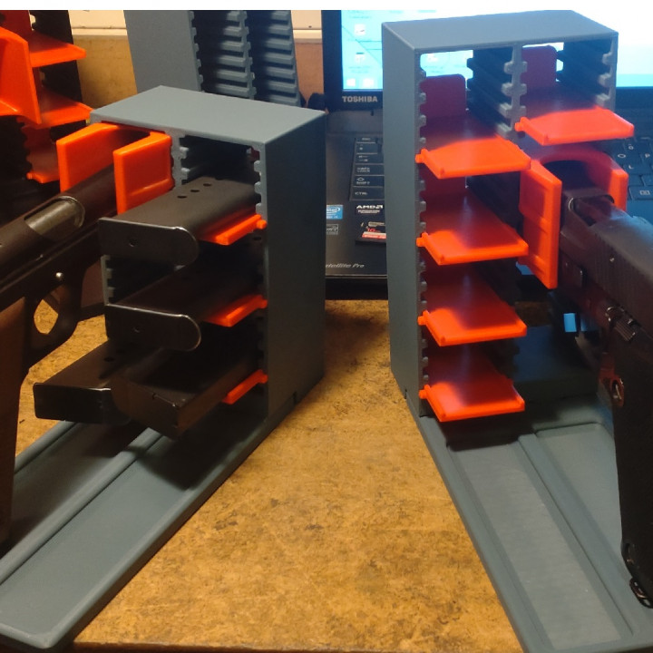 3D Printable Modular Pistol Rack by Schnetzer Alain