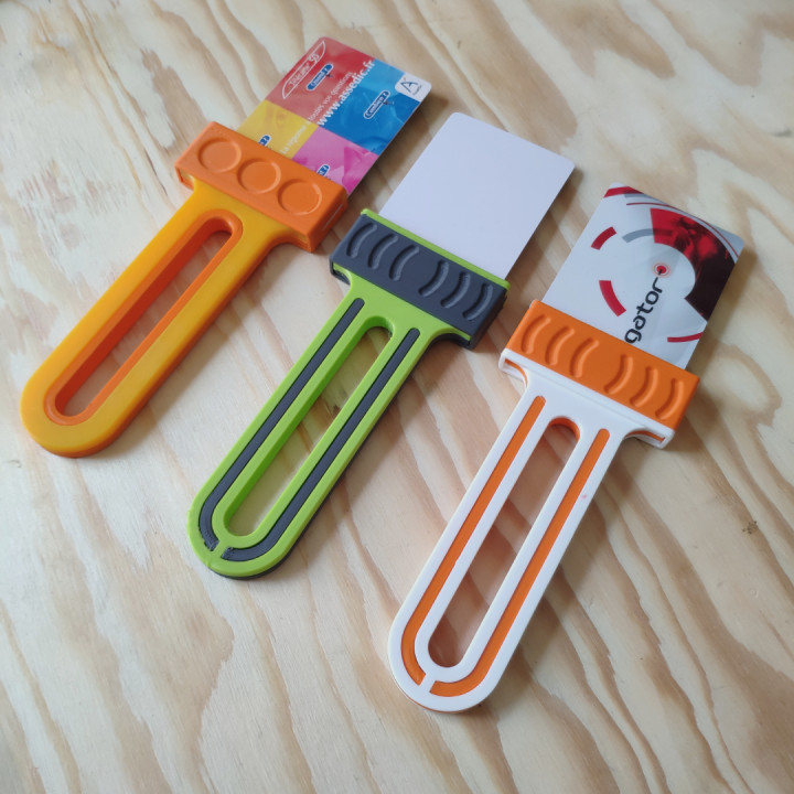 3D Printable CREDIT CARD SCRAPER by Kevin Thomas