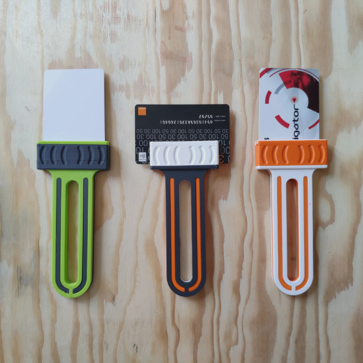 3D Printable CREDIT CARD SCRAPER by Kevin Thomas