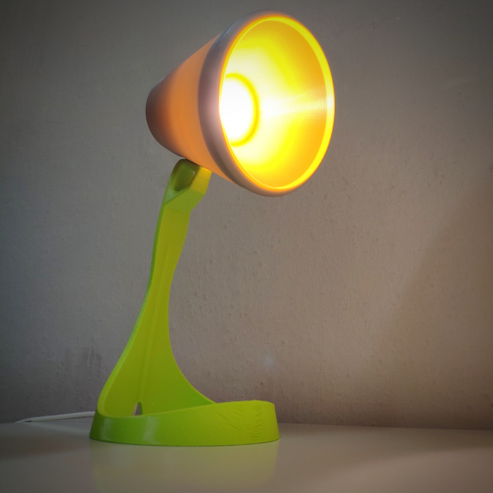 3D Printable Desk lamp by Kevin Thomas
