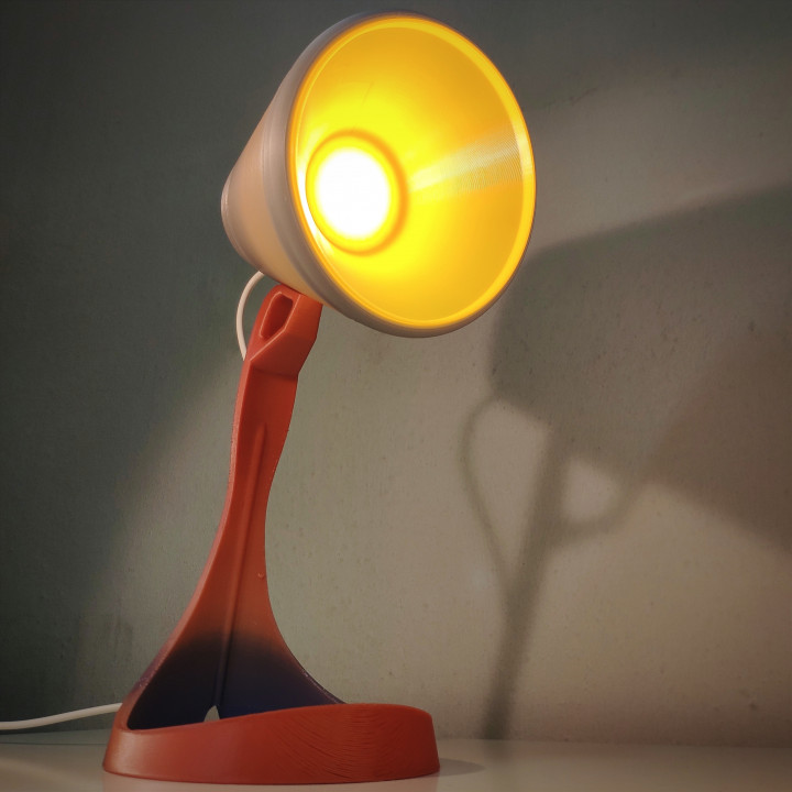 3D Printable Desk lamp by Kevin Thomas