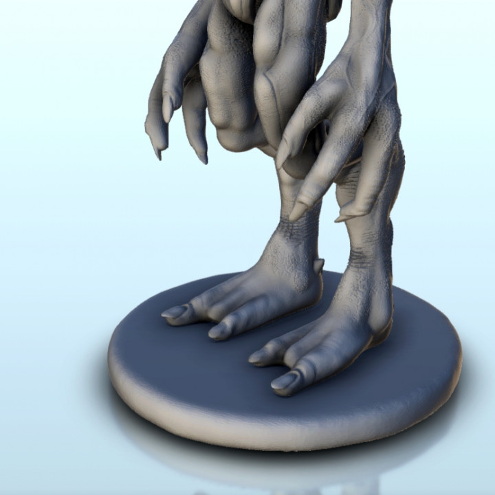3D Printable Alien with big hands and feets 2 - Sci-Fi Science-Fiction ...
