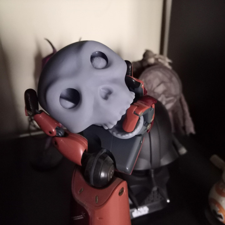 3D Printable Flexi Skull by Stefan Vella