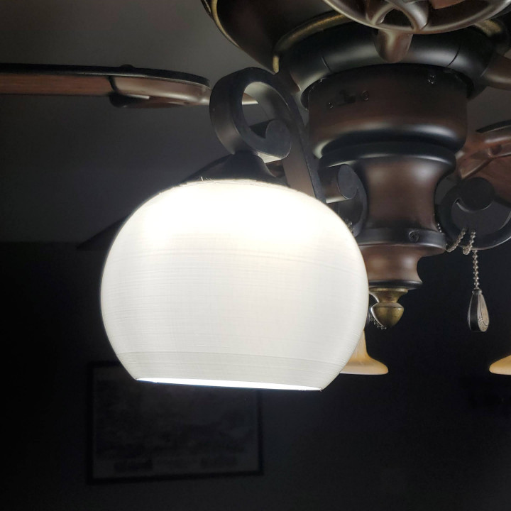 3D Printable Ceiling Fan Light Cover by cu de vaca