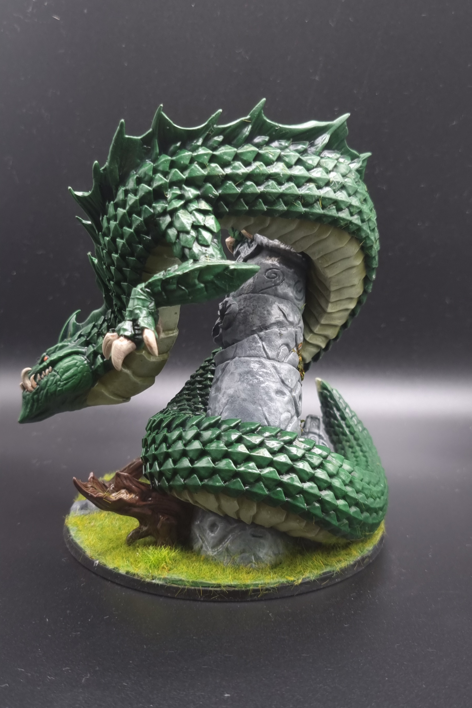 3D Printable Great Linnorm of Frostheart by Artisan Guild