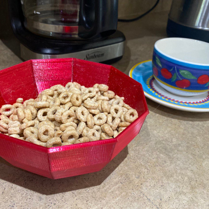 3D Printable Kitchen Bowl (Classic and Low Polygon) by Jacob Philpott