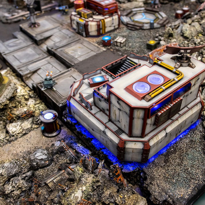 3D Printable Sci-Fi Barrack by One Man Voice