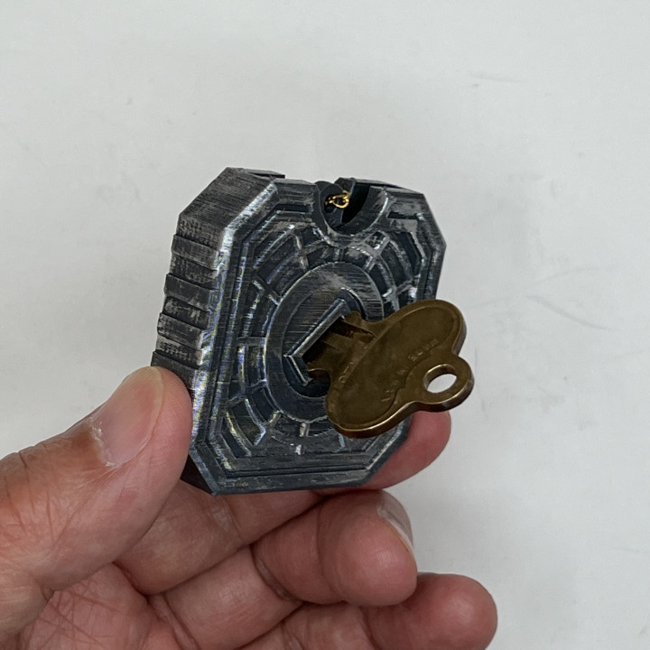 3D Printable Coin Magic Prop - Key through Coin V2: US quarter by Izu ...