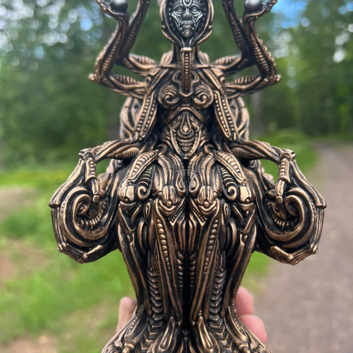 3D Printable Oracle 3 by Zane Rogers